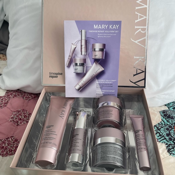 Mary Kay | Skincare | Mary Kay Timewise Repair Set | Poshmark